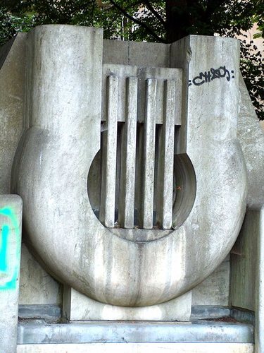 Monument voor Peter Benoit | Inventaris Onroerend Erfgoed