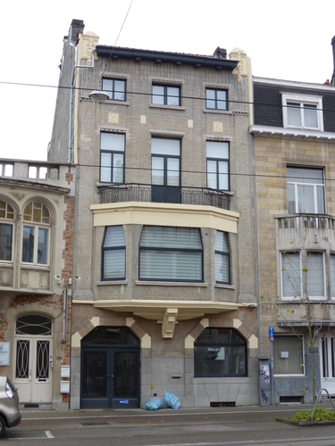 Burgerhuis ontworpen door Charles Hoge | Inventaris Onroerend Erfgoed